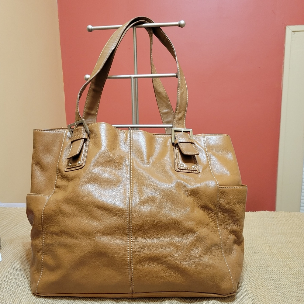 Camel Colored Large Leather Tote - Gem
